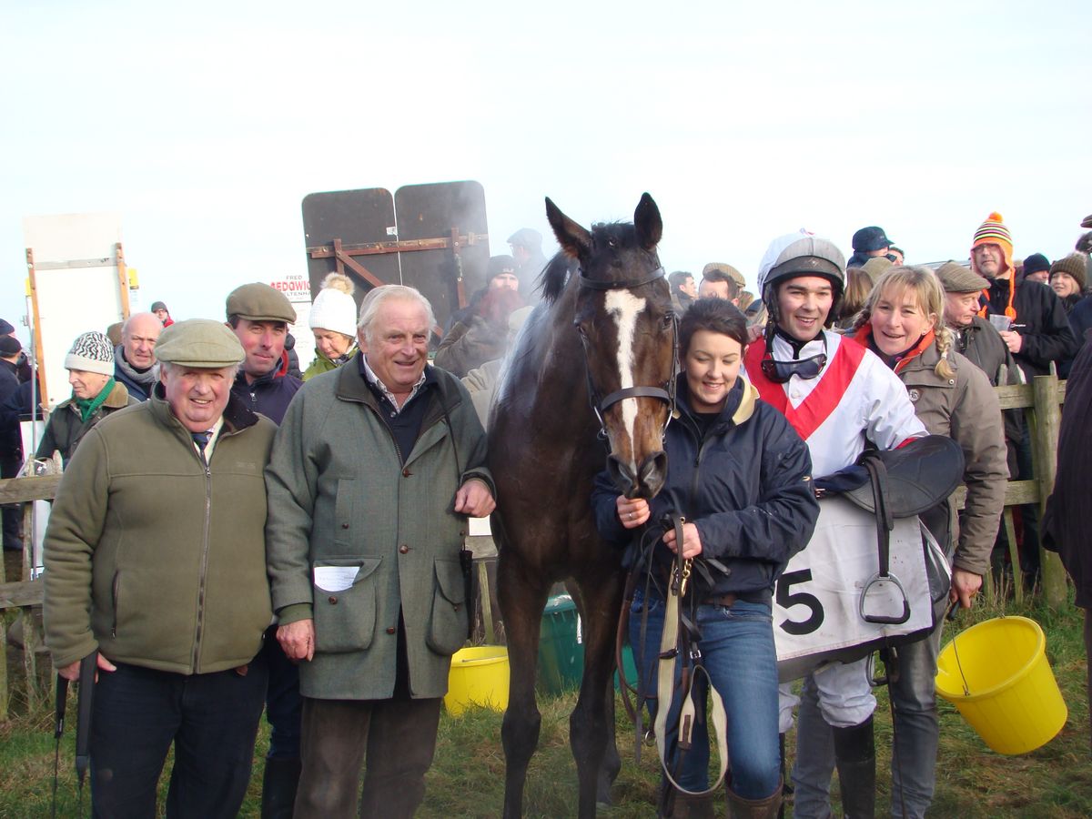 PHIL ROWLEY STARTS THE SEASON AS HE MEANS TO GO ON | Pointing West Mercian
