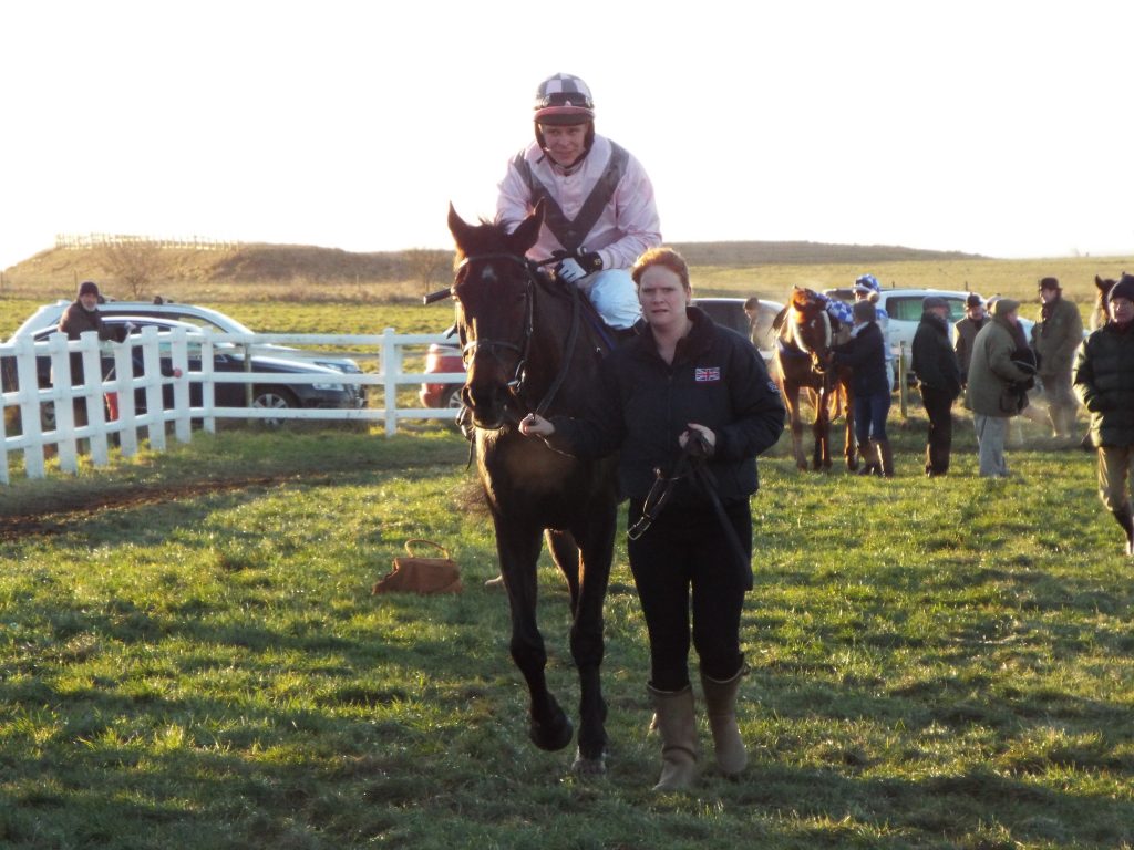 LEDBURY QUALIFIED HORSES WIN 4 RACES AT LARKHILL | Pointing West Mercian